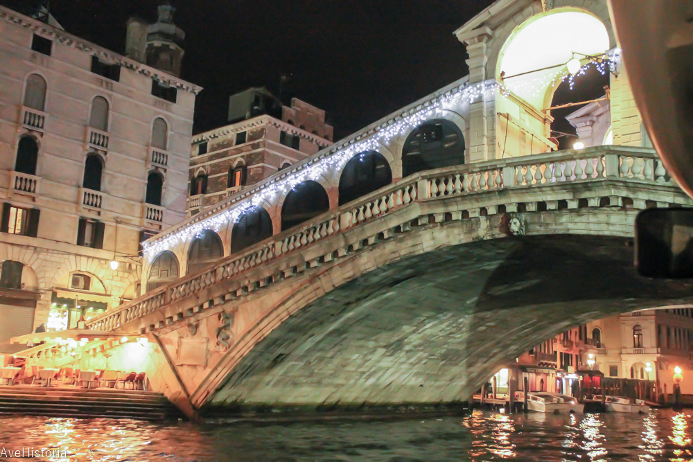 Venetia-despre canale, palate, podul Rialto, Piata San Marco | AveHistoria