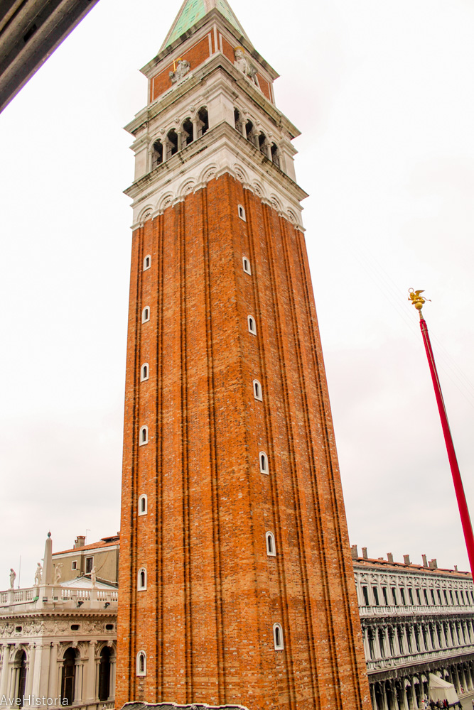 Venetia-despre canale, palate, podul Rialto, Piata San Marco | AveHistoria