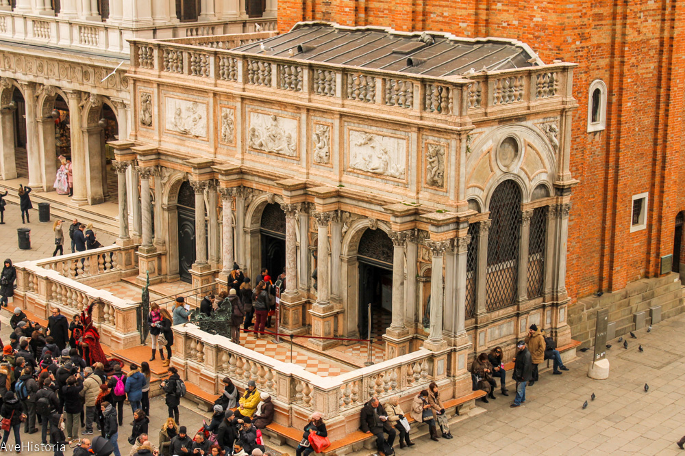 Venetia-despre canale, palate, podul Rialto, Piata San Marco | AveHistoria