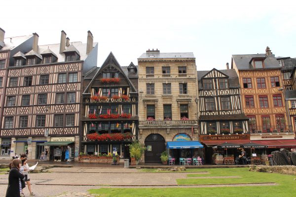 Rouen, pe urmele vikingilor, Ioanei d’Arc si alte povestiri | AveHistoria