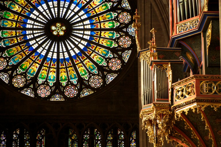 Turul catedralor Frantei (Strasbourg si Chartres) | AveHistoria