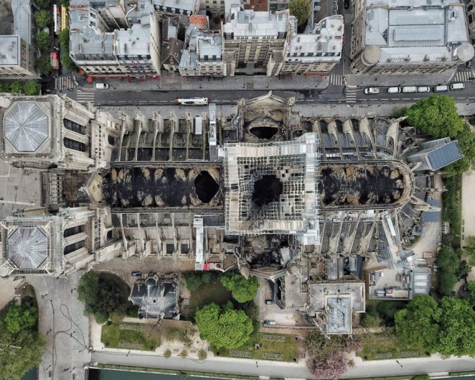 Turul catedralelor Frantei, Notre-Dame din Paris | AveHistoria